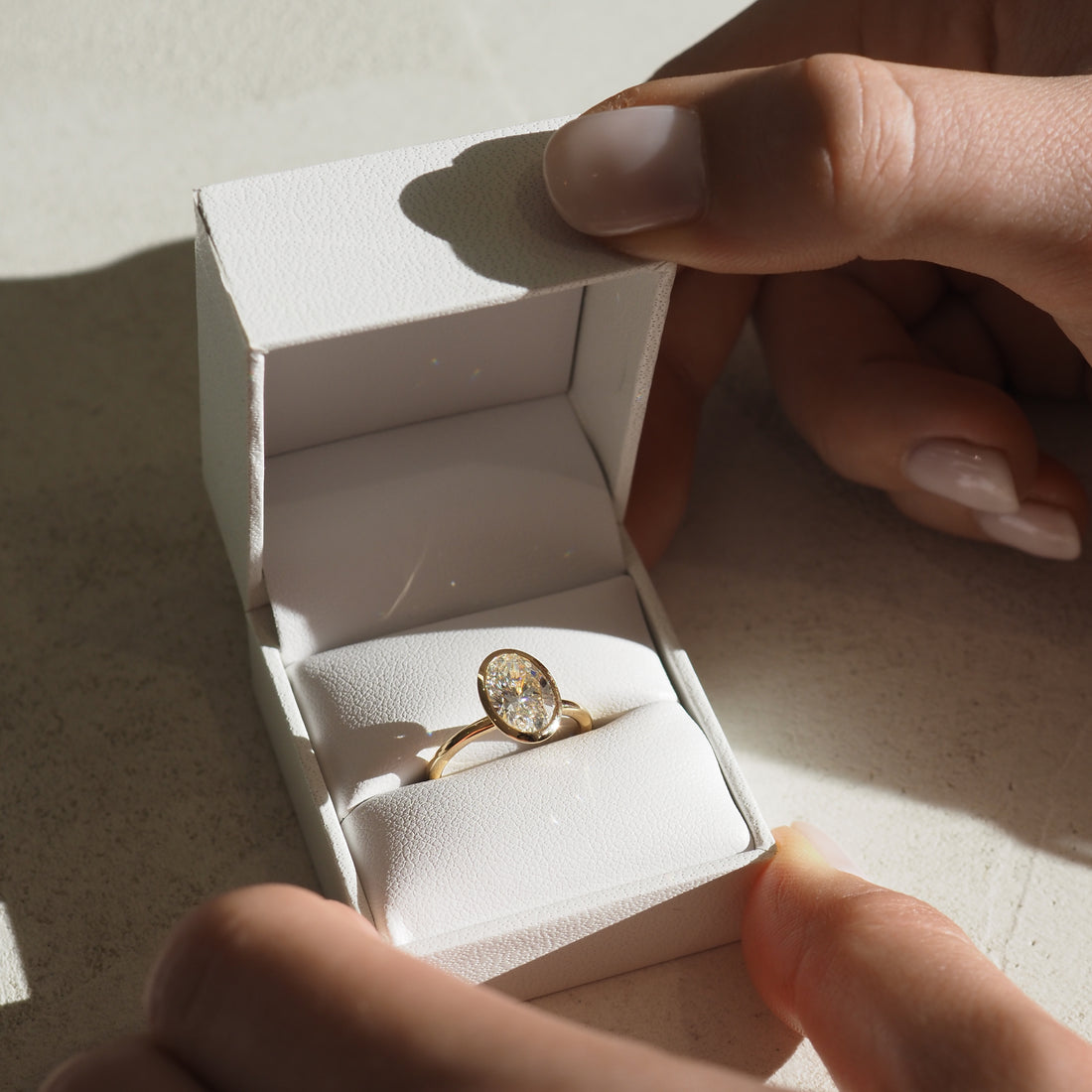 Vyla • Oval Bezel Diamond Engagement Ring – Kate & Kole