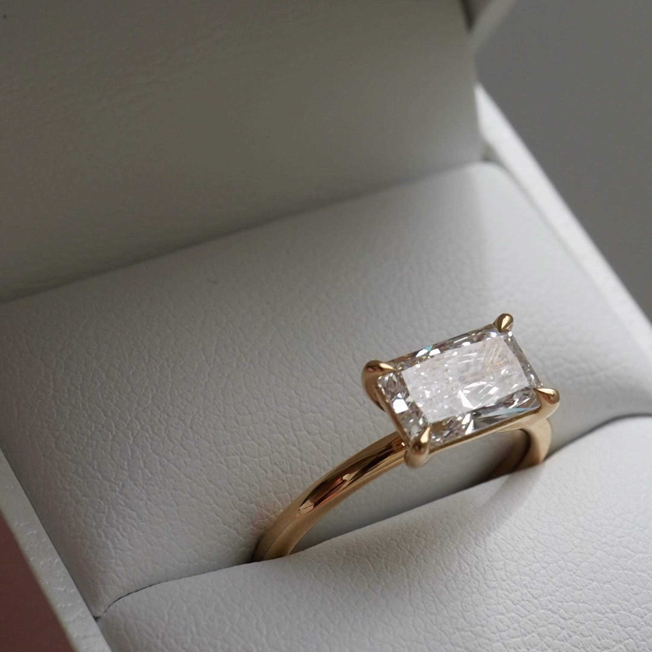 Rai | Radiant Lab-Grown Diamond Engagement Ring – Kate & Kole